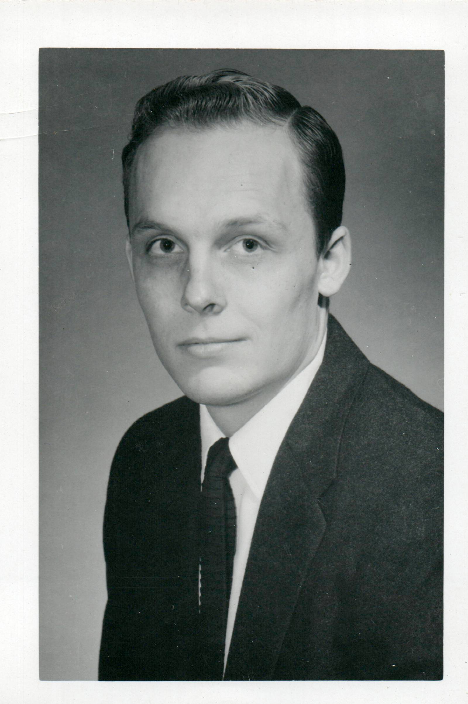 Richard Dwight Prall – Newton Daily News
