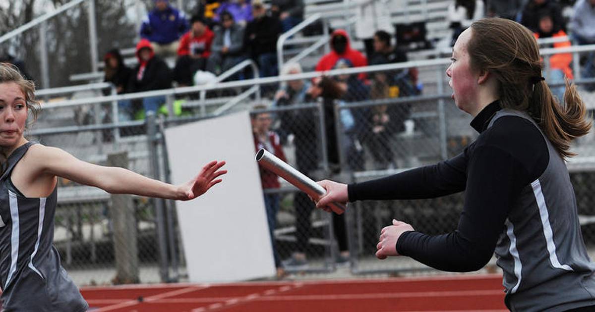 Cardinal track teams perform at home – Newton Daily News