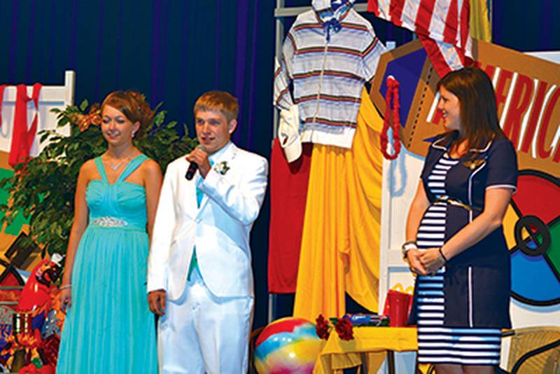 2014 NHS Prom – Newton Daily News