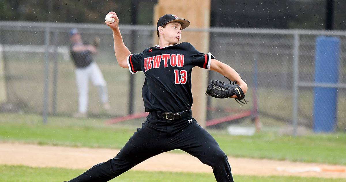 Newton baseball ends season after heartbreaking loss – Newton Daily News