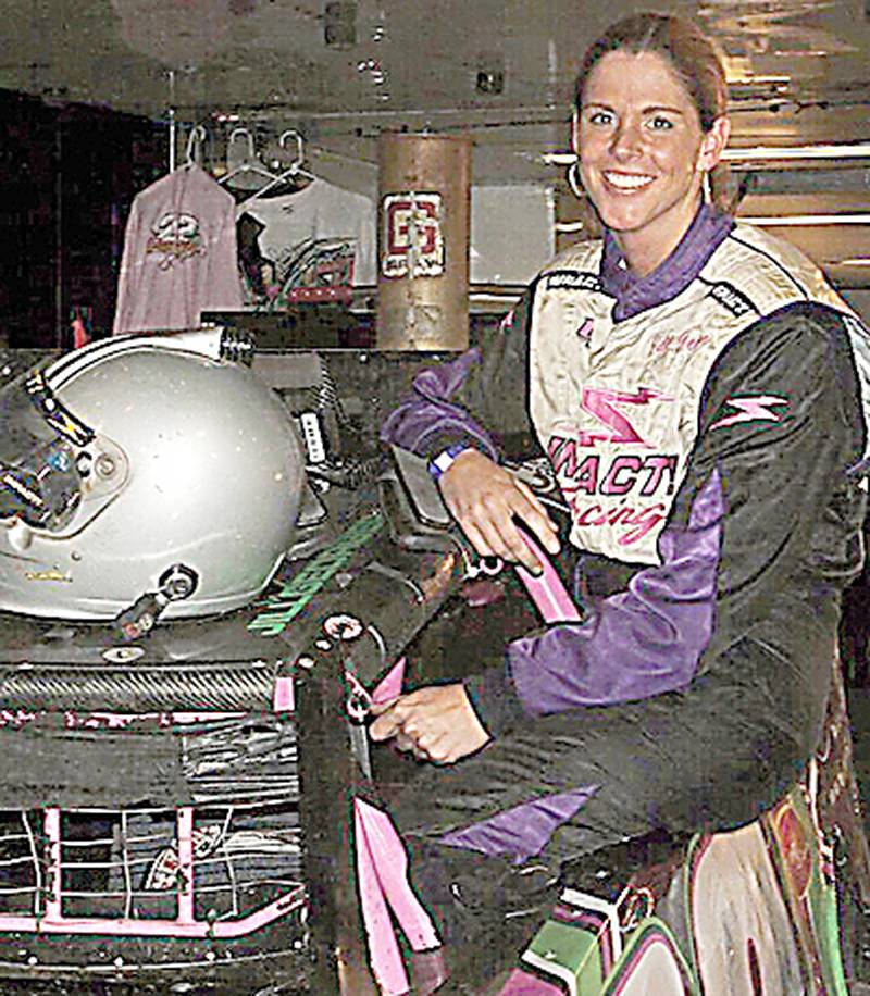 Jill George crashes in first run at Daytona – Newton Daily News