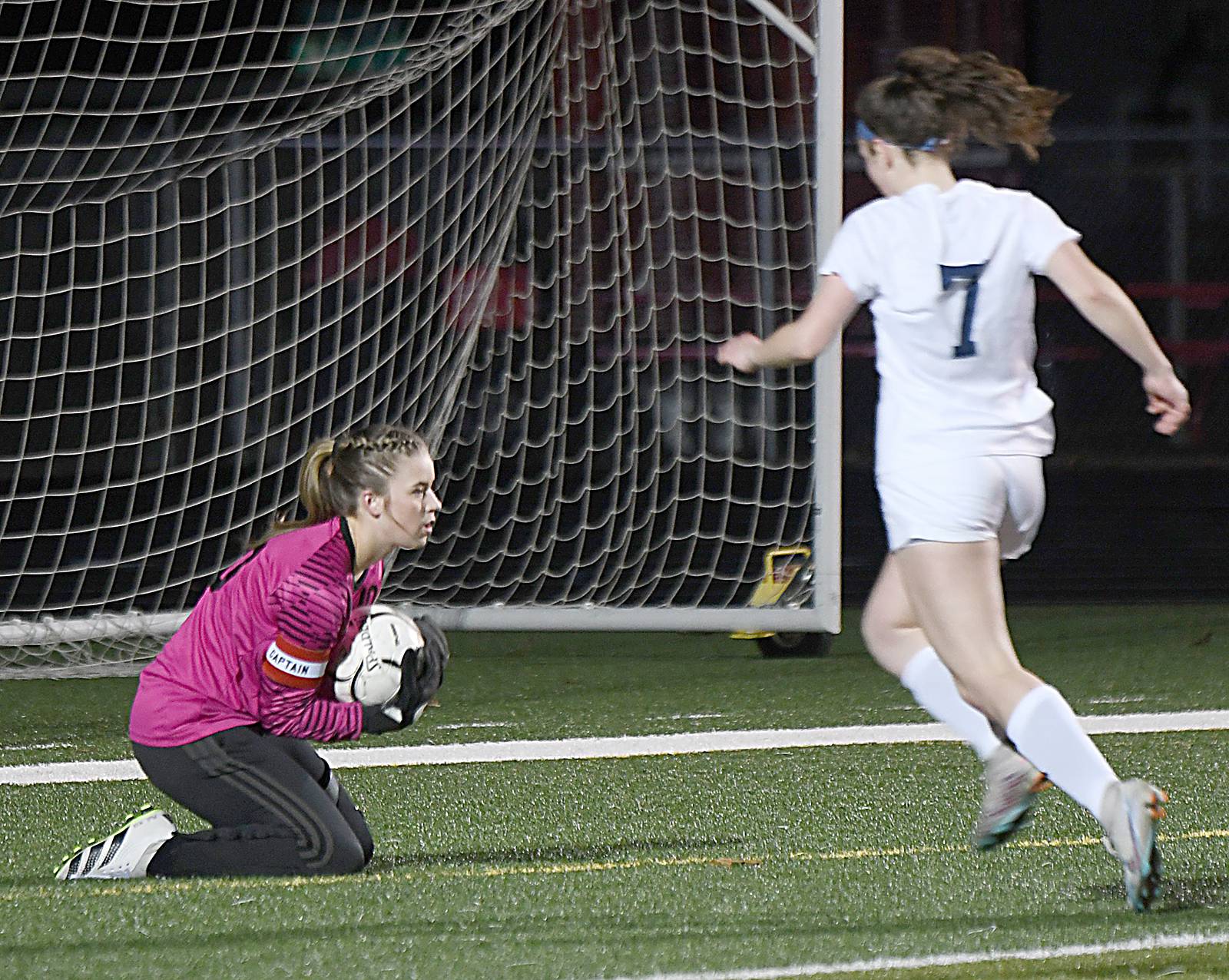 Newton girls shut out Williamsburg for first win – Newton Daily News