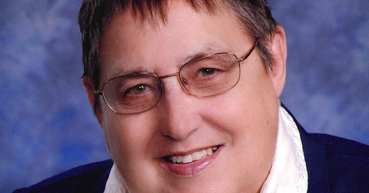 Doris May Booth – Newton Daily News