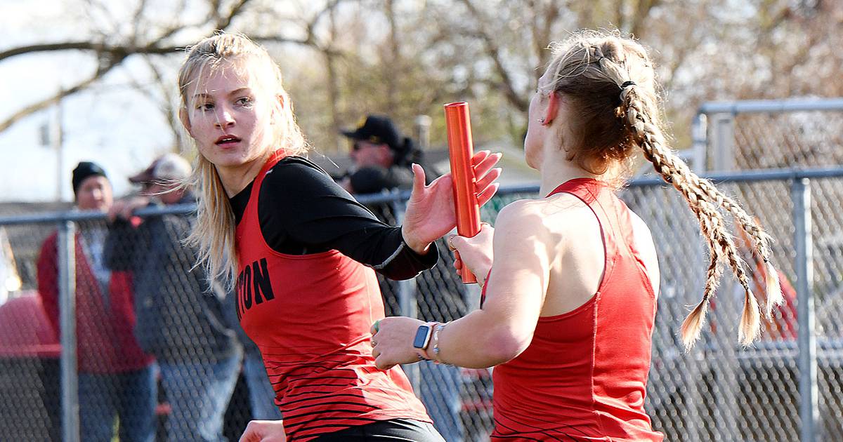 Hurdles, relays headline area girls at Newton Invitational – Newton Daily News