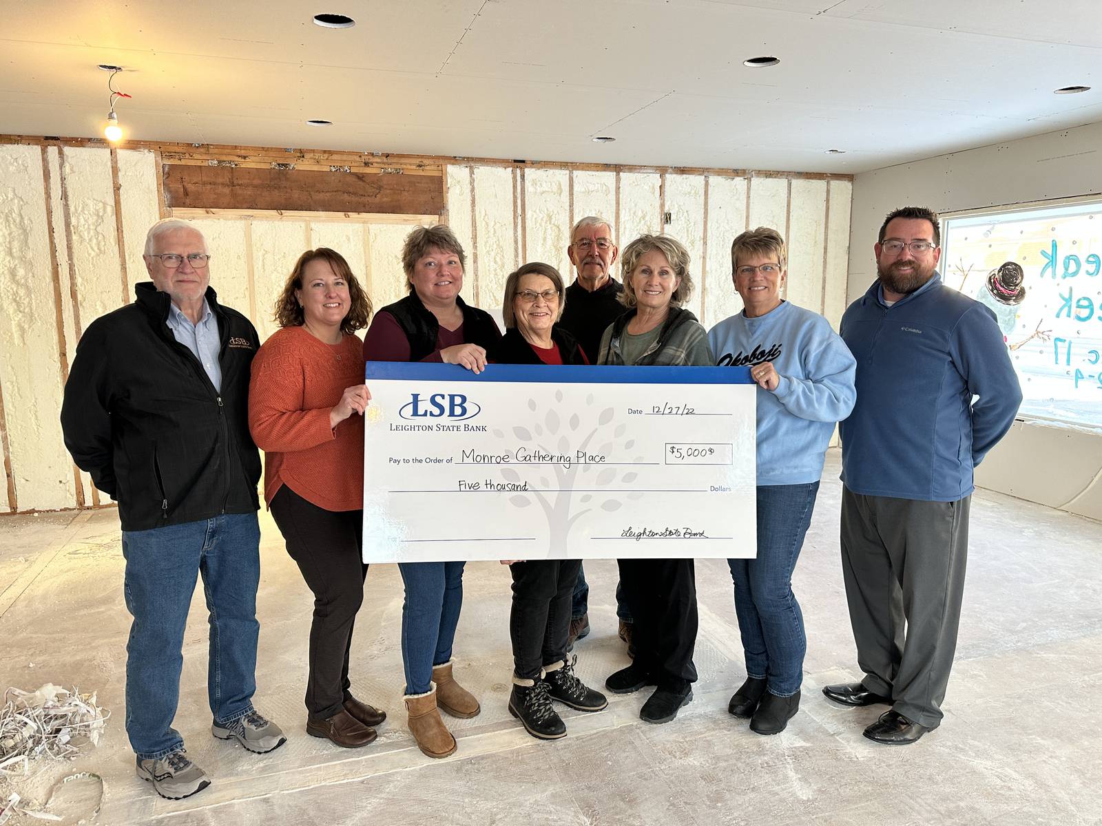 LSB donates to The Gathering Place – Newton Daily News