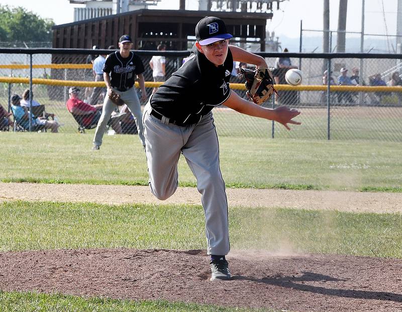 Baxter baseball cruises past Clarksville – Newton Daily News