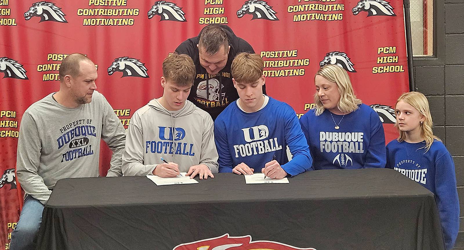 DeRaad twins headed to Dubuque to play football – Newton Daily News