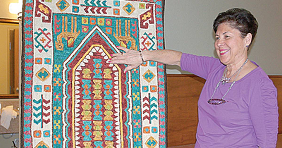 Rug hooking teachers learn new techniques – Newton Daily News