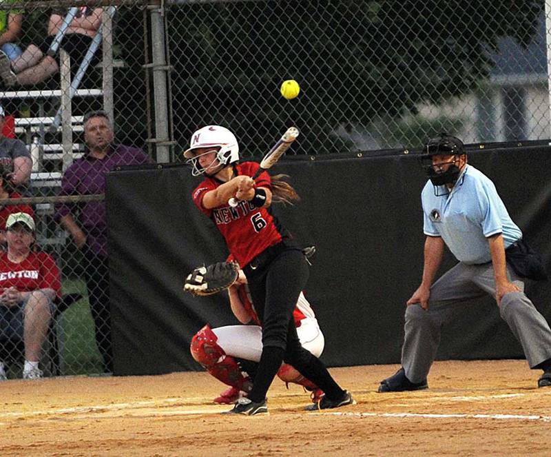 Newton softball falls to No. 3 DCG – Newton Daily News
