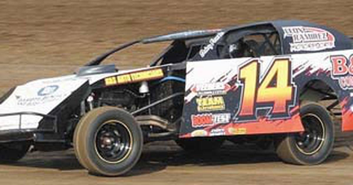 Area race tracks in full swing – Newton Daily News