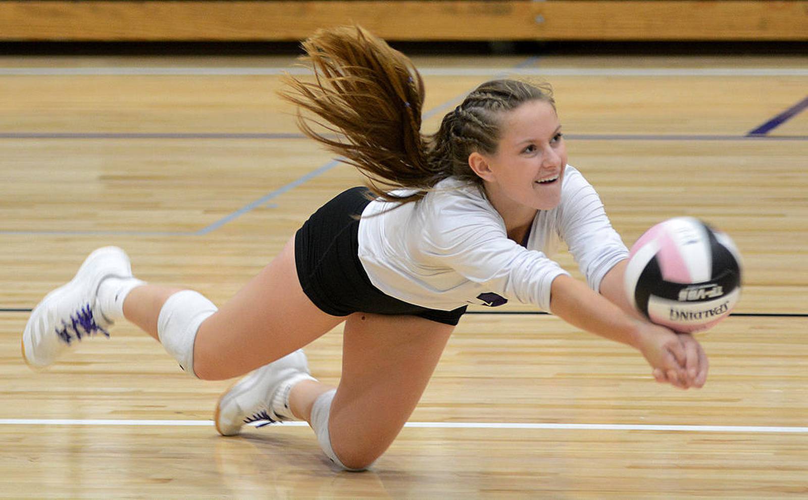 Baxter volleyball cruises past Colo-NESCO – Newton Daily News