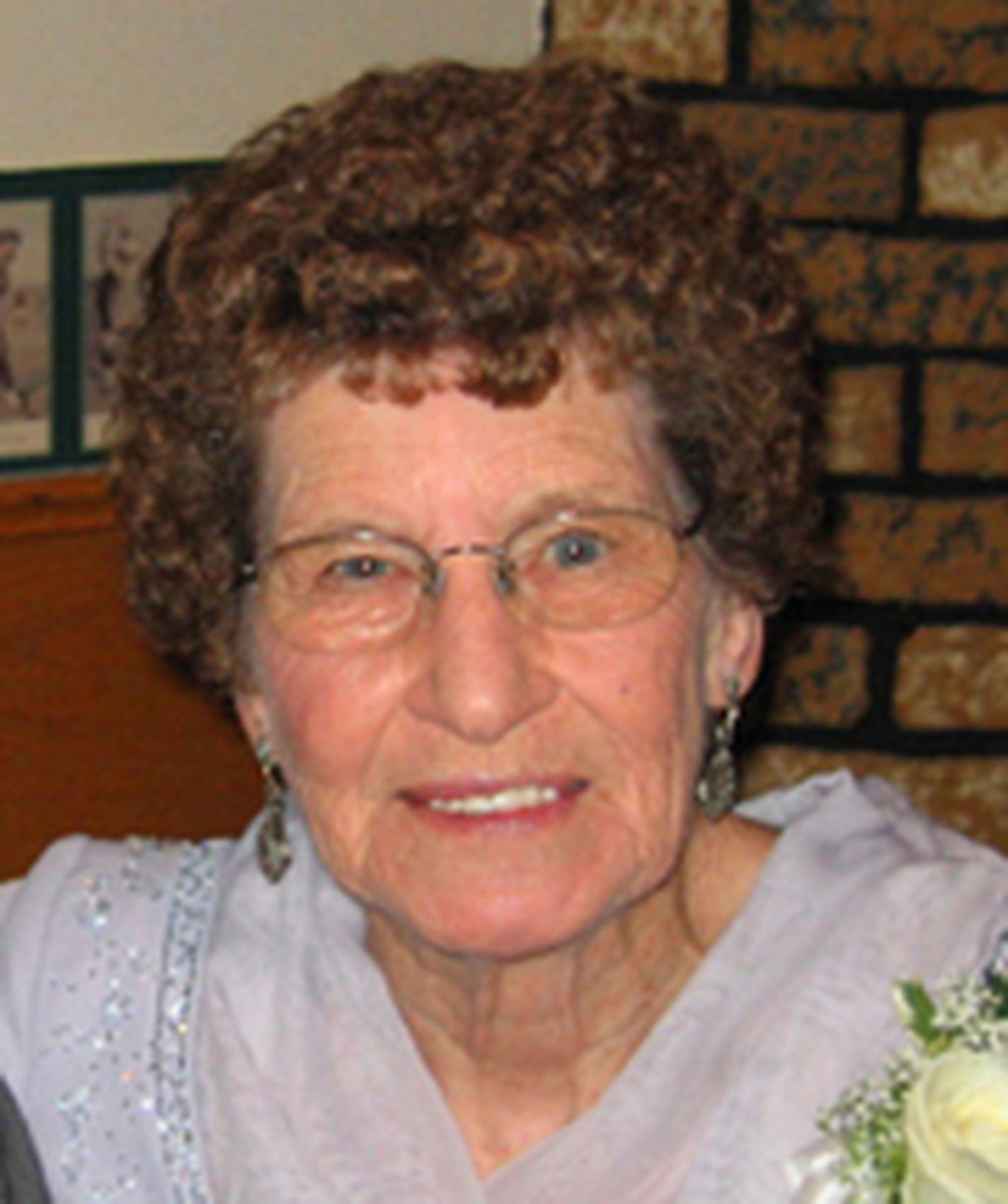 Hazel L. Burg-Burton – Newton Daily News