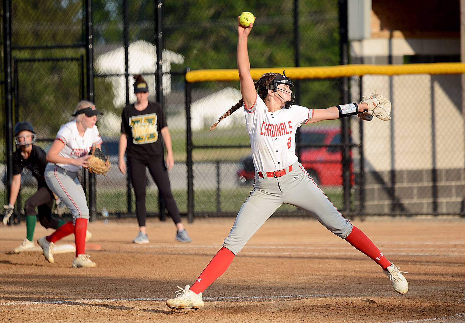 Newton softball routs Hoover in regional opener – Newton Daily News