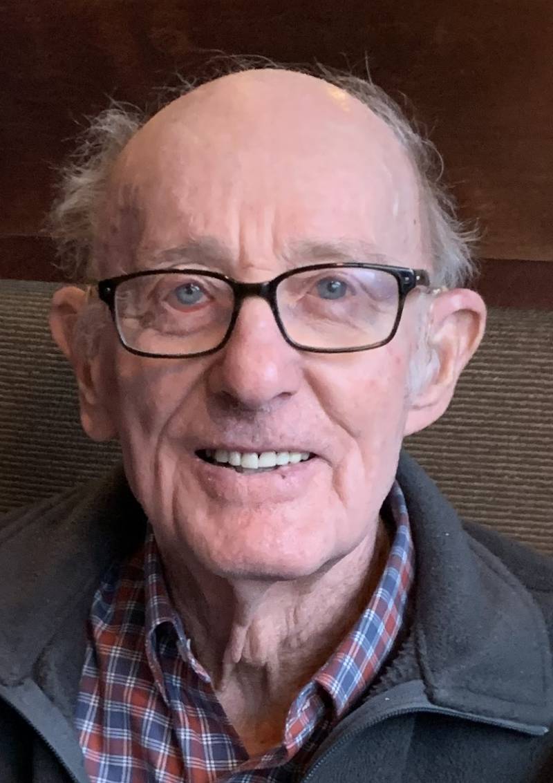 Earl Dwight Huggins – Newton Daily News